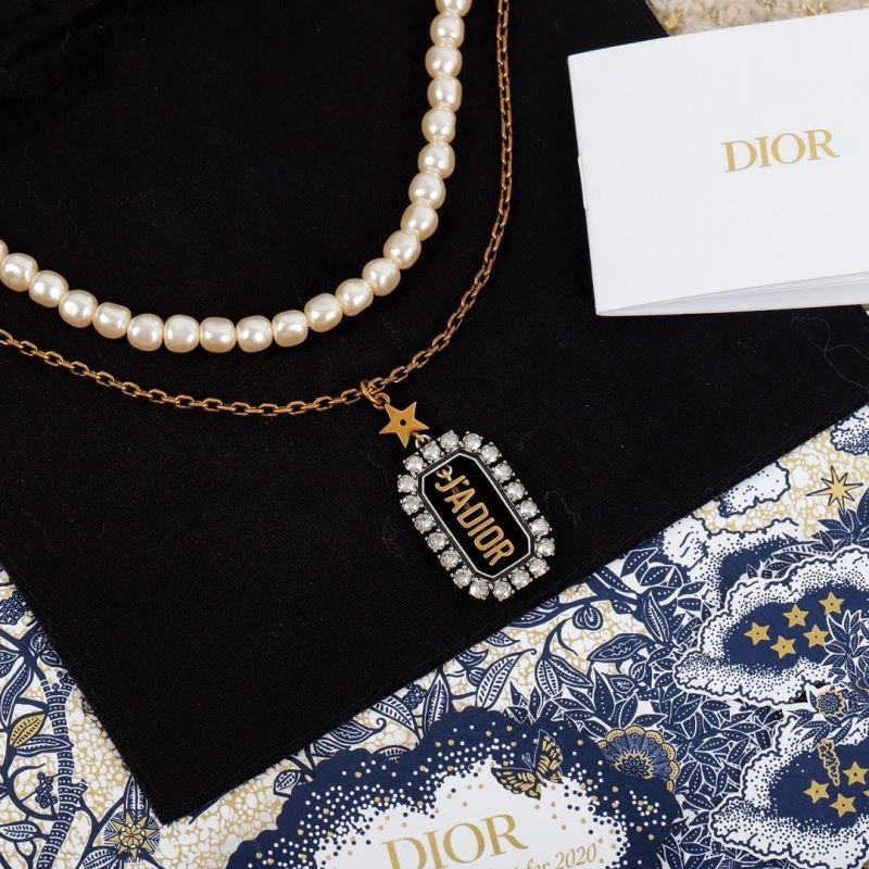 Top mirror Christian Dior Necklaces