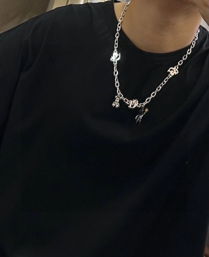 1:1 copy Christian Dior Necklaces