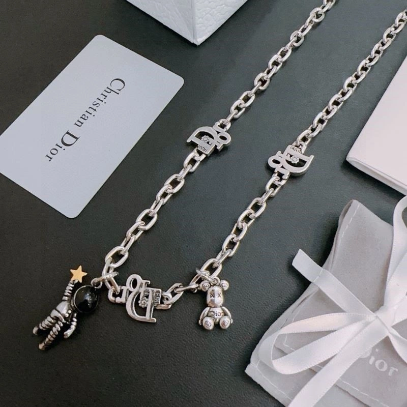 1:1 copy Christian Dior Necklaces
