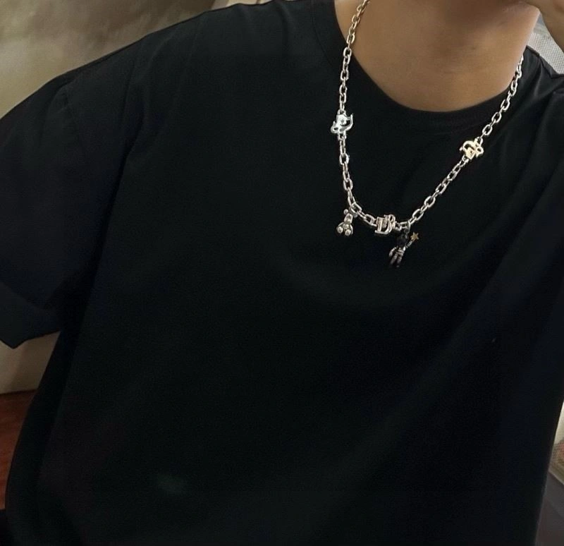 1:1 copy Christian Dior Necklaces