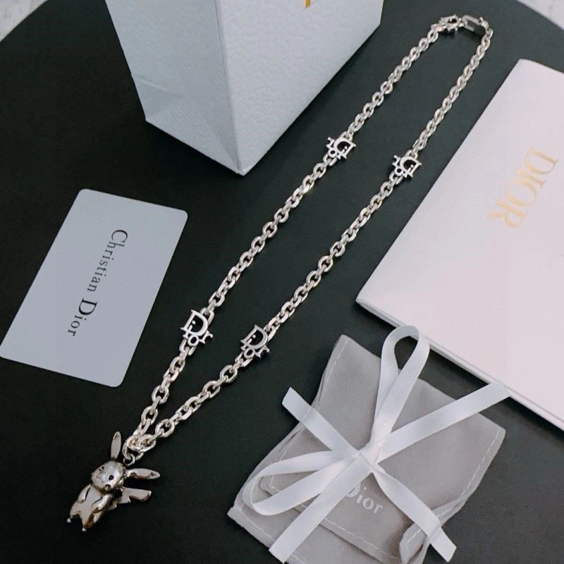 Cut-rate Christian Dior Necklaces
