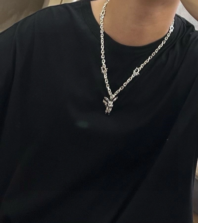 Cut-rate Christian Dior Necklaces