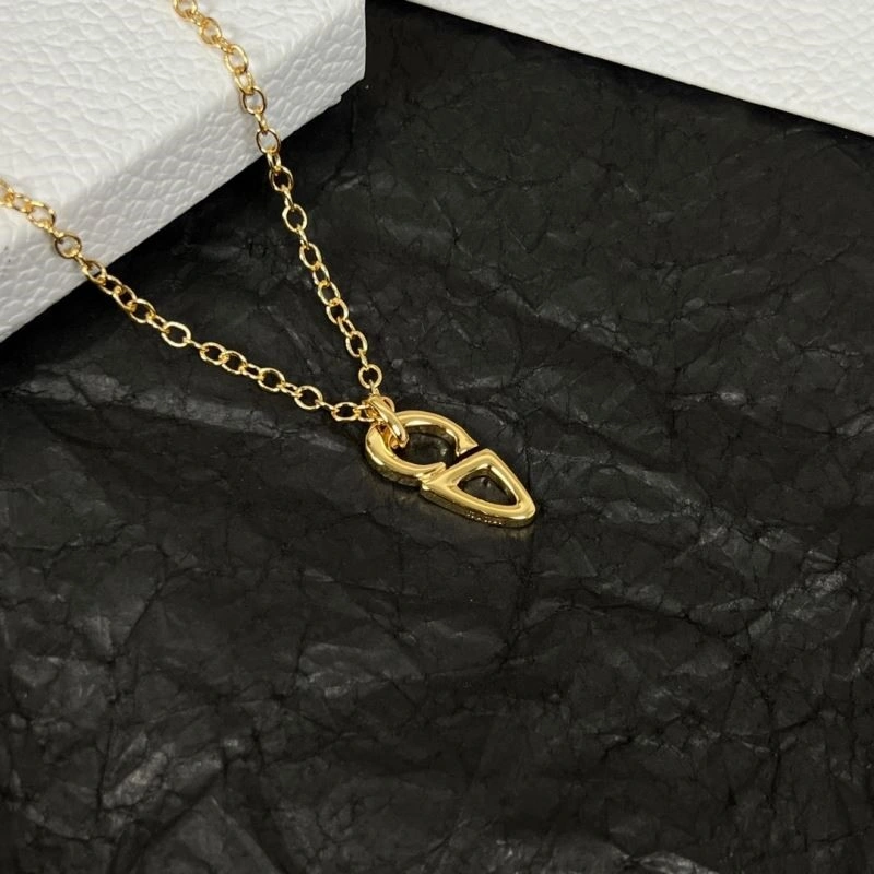 1:1 copy Christian Dior Necklaces