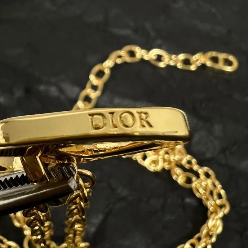 1:1 copy Christian Dior Necklaces