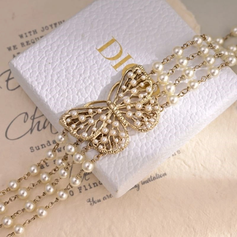 Top mirror Christian Dior Necklaces