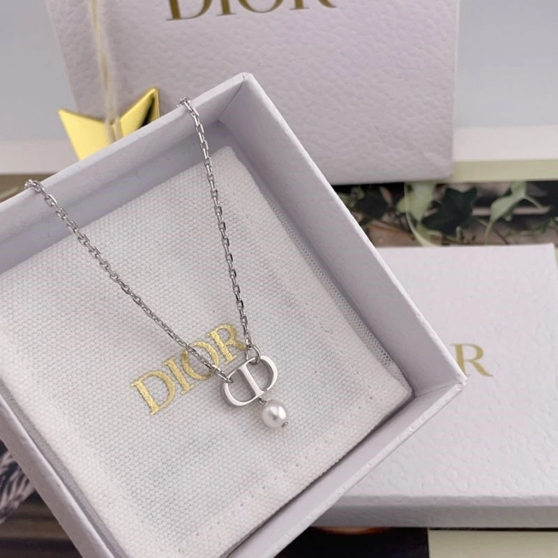 Exact replica Christian Dior Necklaces