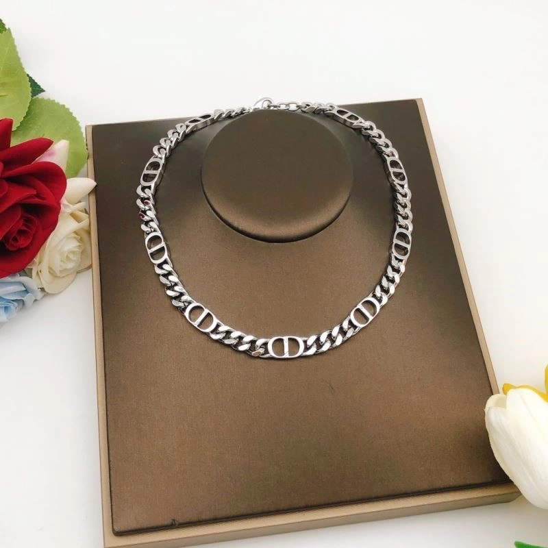 Economical Christian Dior Necklaces