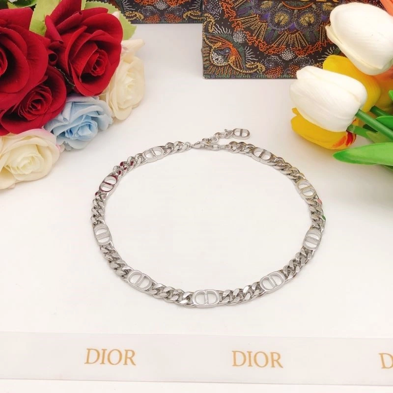 Economical Christian Dior Necklaces