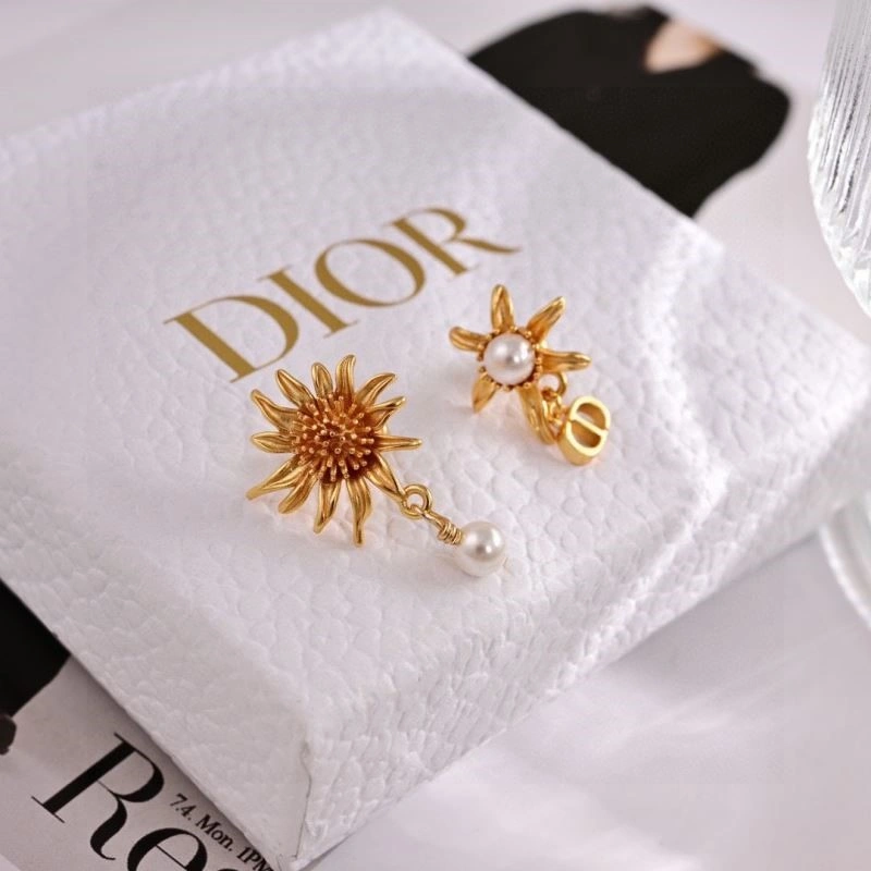 Legit Christian Dior Necklaces