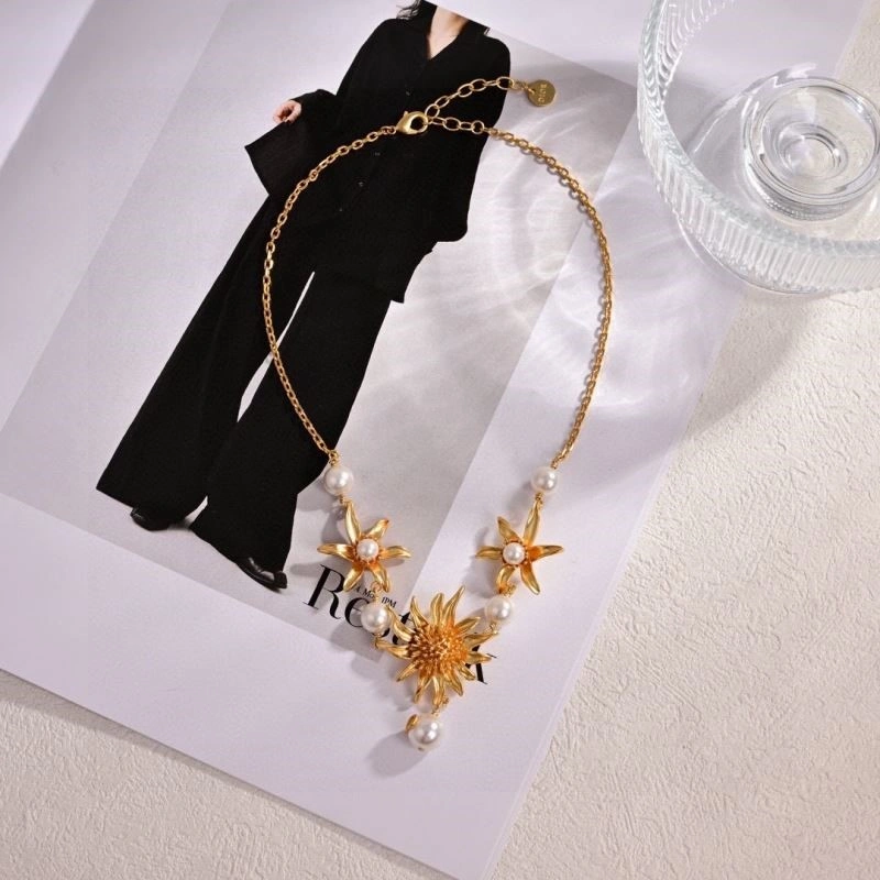 Legit Christian Dior Necklaces