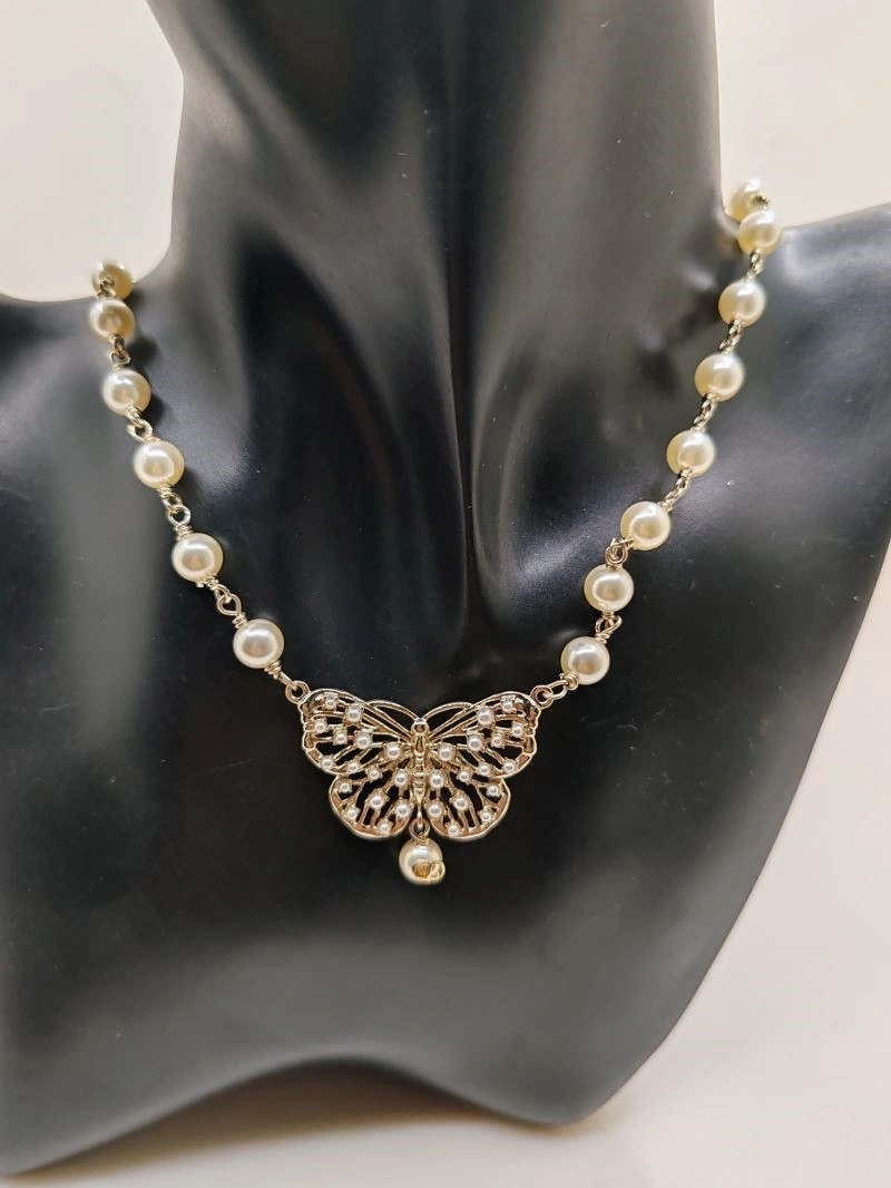 Reasonably priced Christian Dior Necklaces
