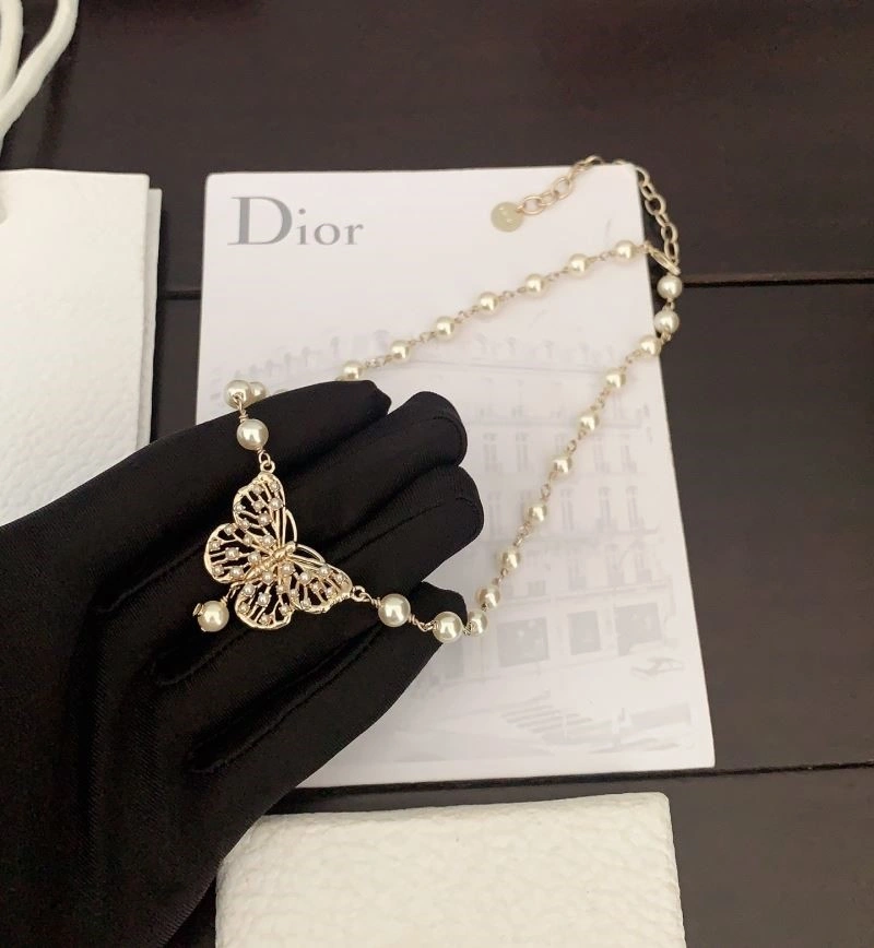Reasonably priced Christian Dior Necklaces