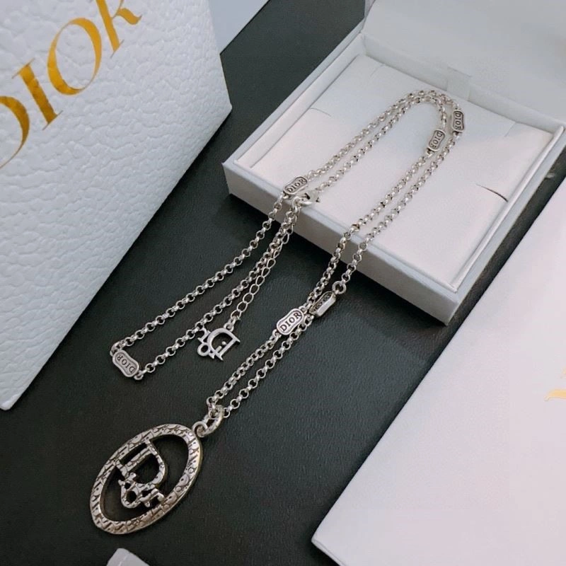 Official Christian Dior Necklaces