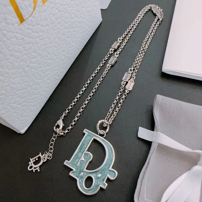 High fidelity Christian Dior Necklaces