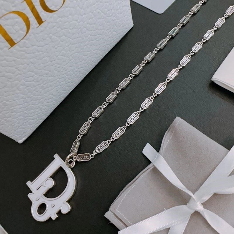 High accuracy Christian Dior Necklaces