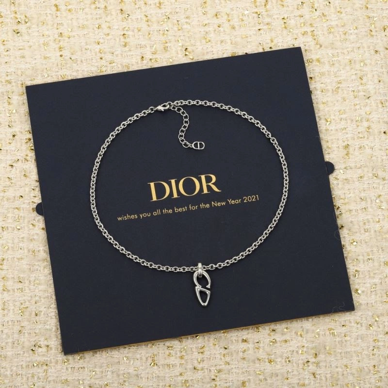 High fidelity Christian Dior Necklaces