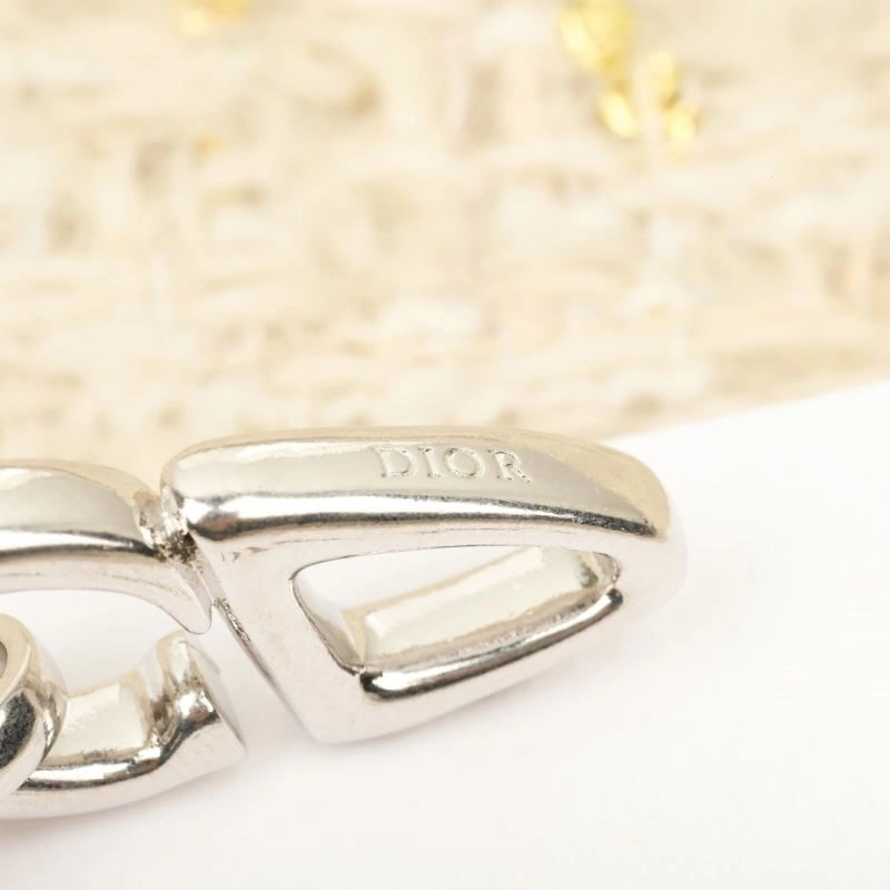 High fidelity Christian Dior Necklaces