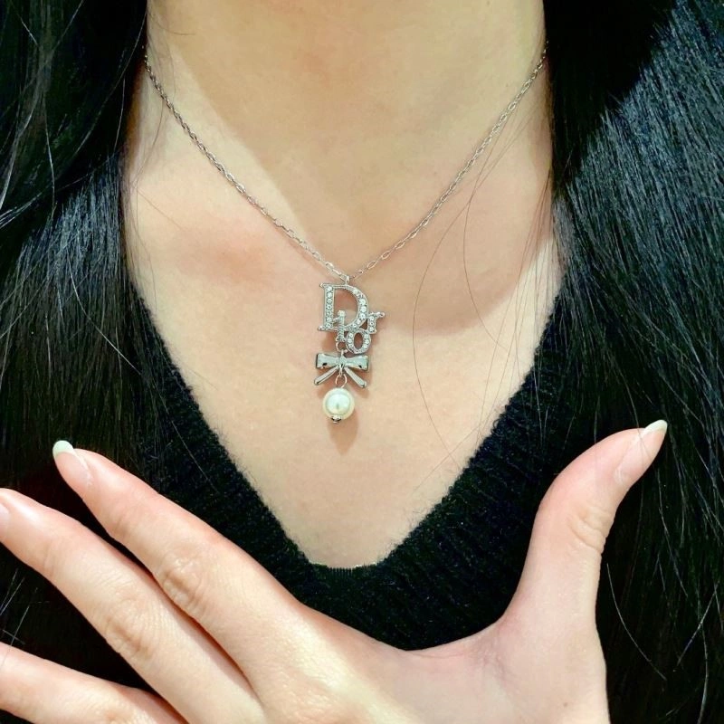 High accuracy Christian Dior Necklaces