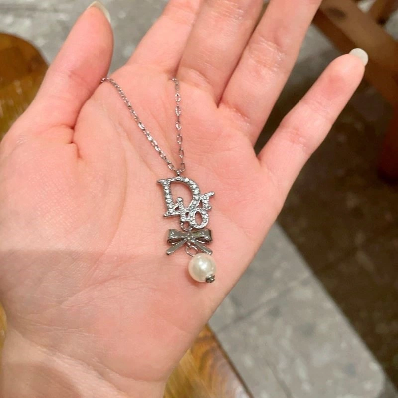 High accuracy Christian Dior Necklaces