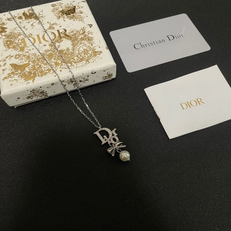 High accuracy Christian Dior Necklaces