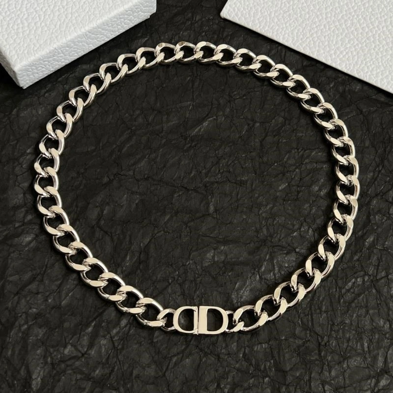 1:1 copy Christian Dior Necklaces