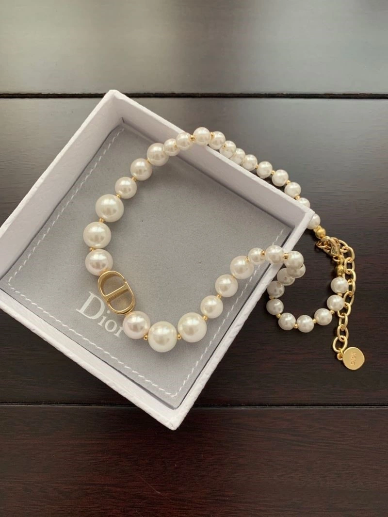 Exact replica Christian Dior Necklaces