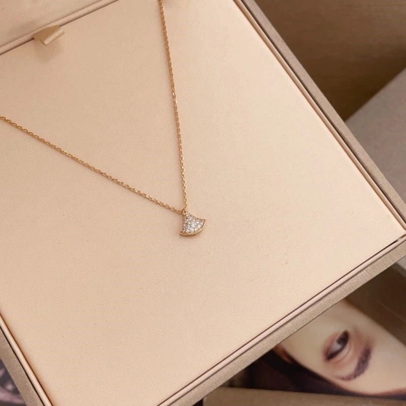 1:1 copy Christian Dior Necklaces