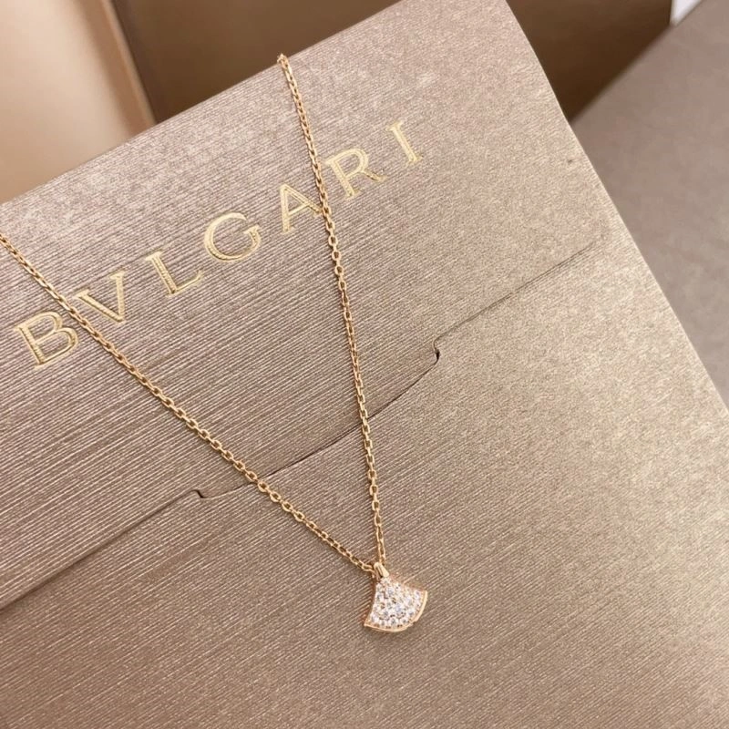 1:1 copy Christian Dior Necklaces