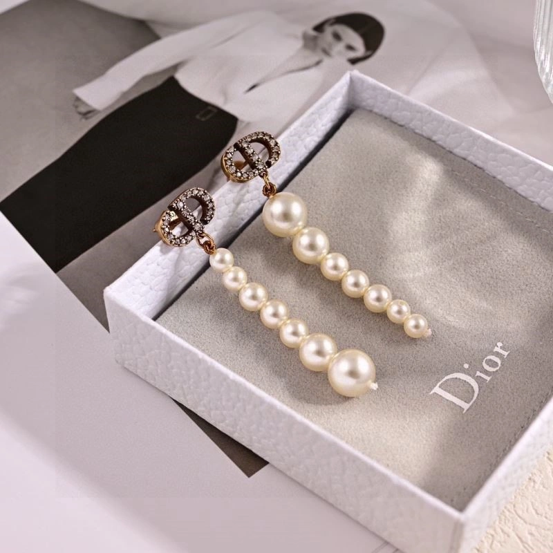 Exact replica Christian Dior Necklaces