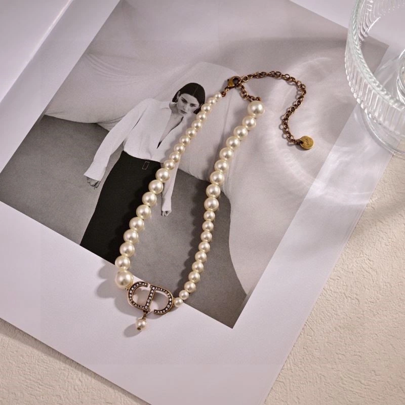 Exact replica Christian Dior Necklaces