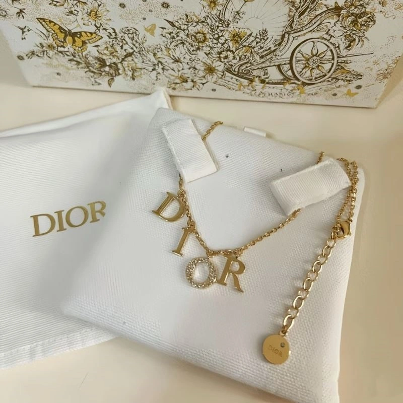 Factory-made Christian Dior Necklaces