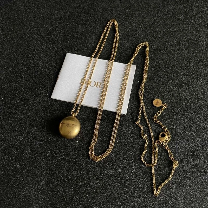 Top mirror Christian Dior Necklaces
