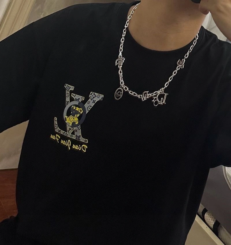Cut-rate Christian Dior Necklaces