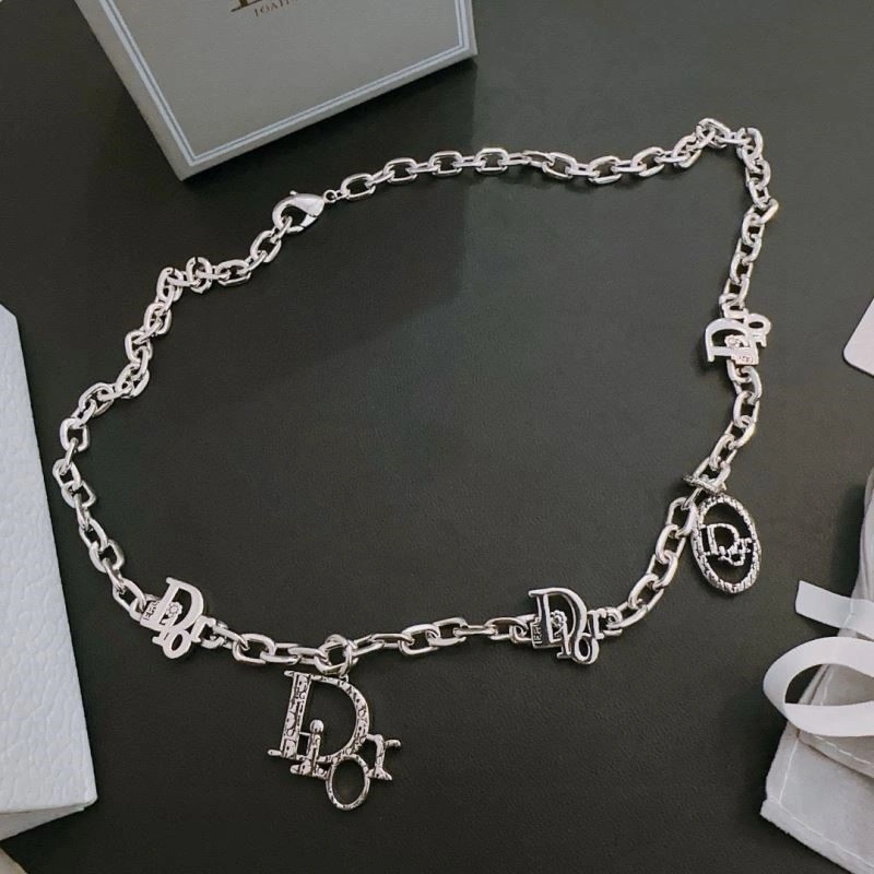 Cut-rate Christian Dior Necklaces