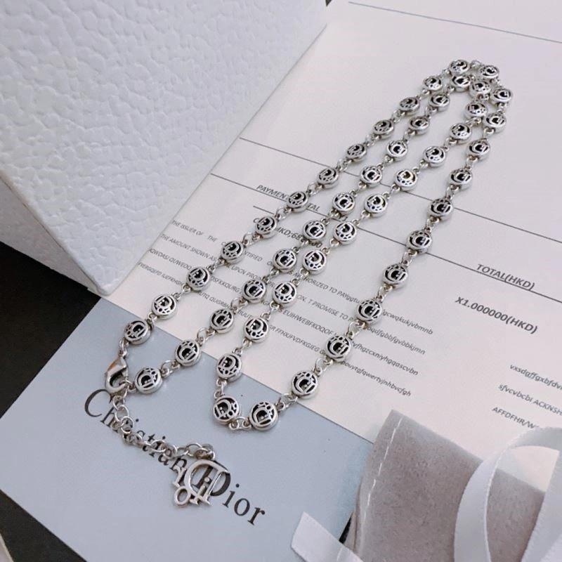 Official Christian Dior Necklaces