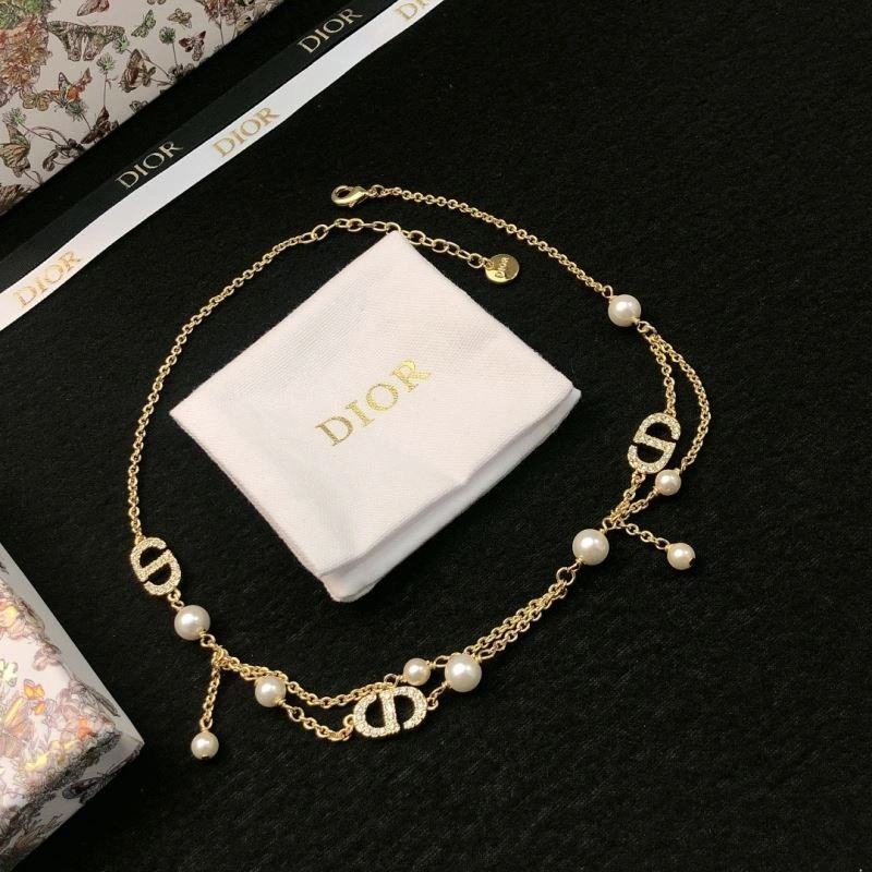 High fidelity Christian Dior Necklaces