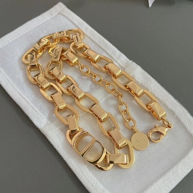 High accuracy Christian Dior Necklaces