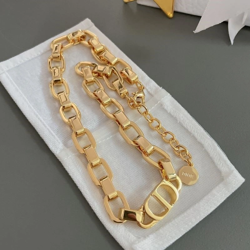 High accuracy Christian Dior Necklaces