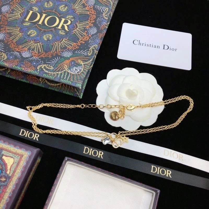High fidelity Christian Dior Necklaces
