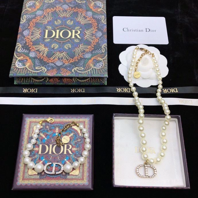 Legit Christian Dior Necklaces
