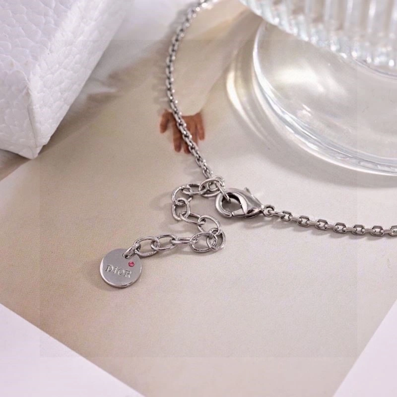 Official Christian Dior Necklaces