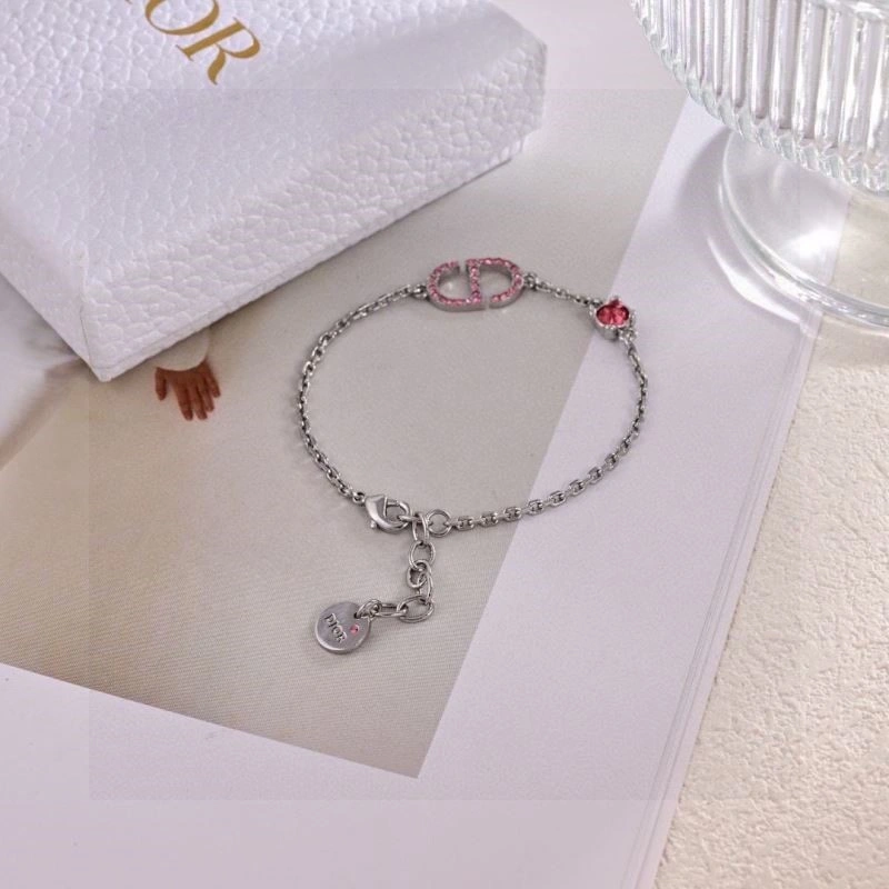 Official Christian Dior Necklaces