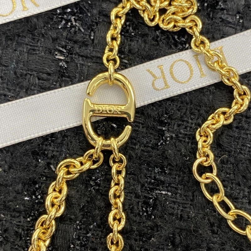 Factory-made Christian Dior Necklaces