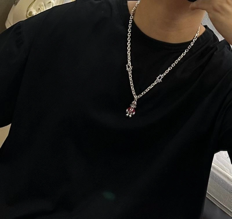 Reasonably priced Christian Dior Necklaces