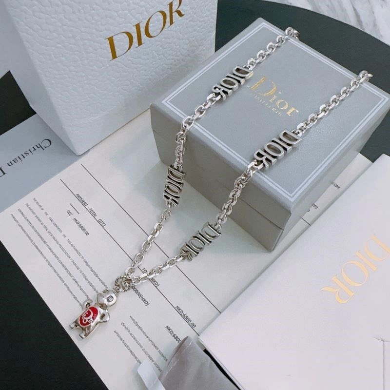 Inexpensive Christian Dior Necklaces