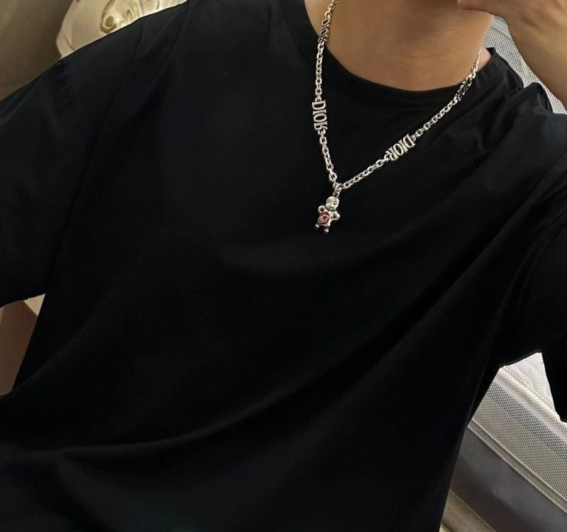 Inexpensive Christian Dior Necklaces