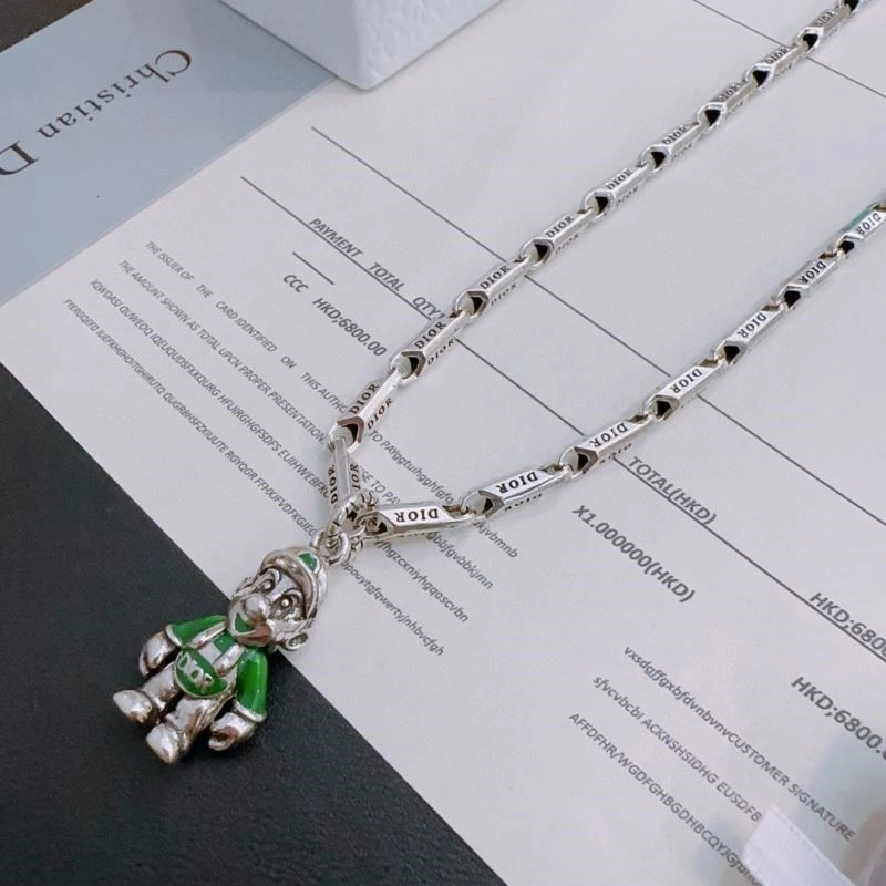 Cut-rate Christian Dior Necklaces