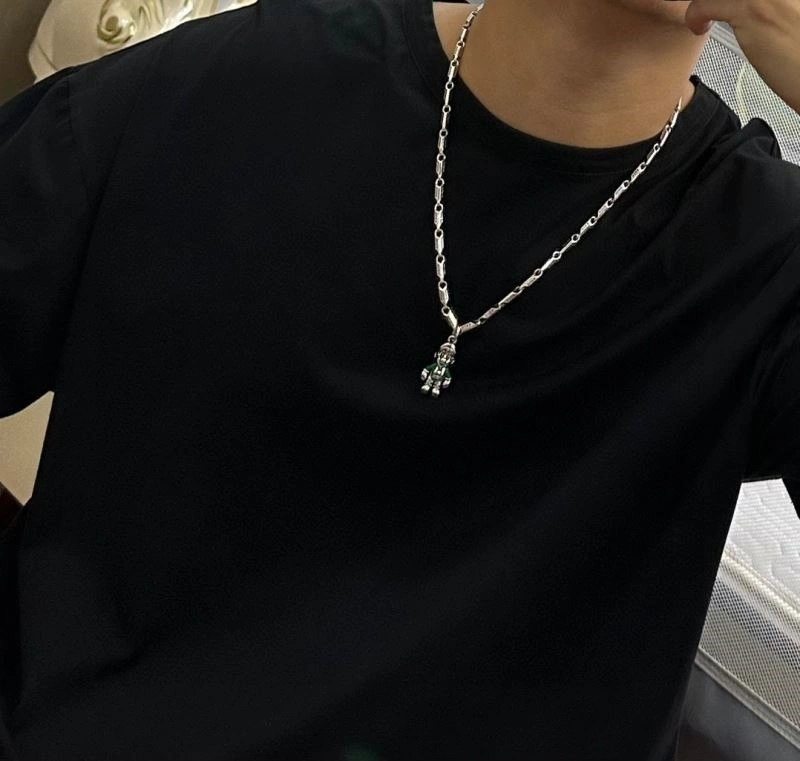 Cut-rate Christian Dior Necklaces
