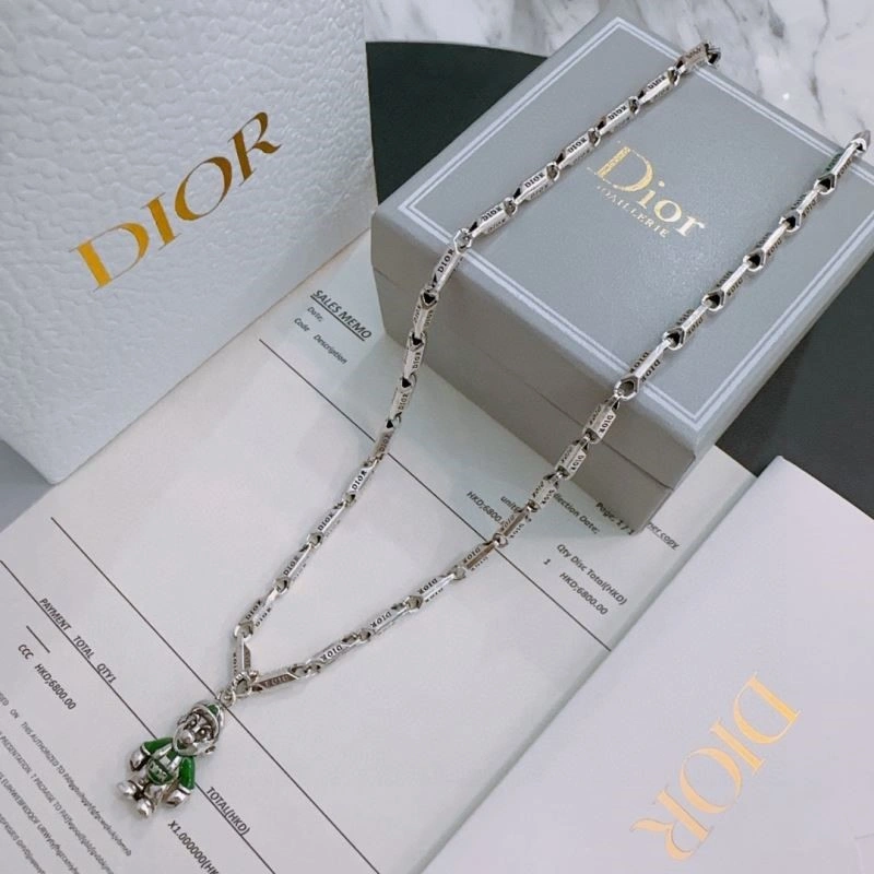 Cut-rate Christian Dior Necklaces
