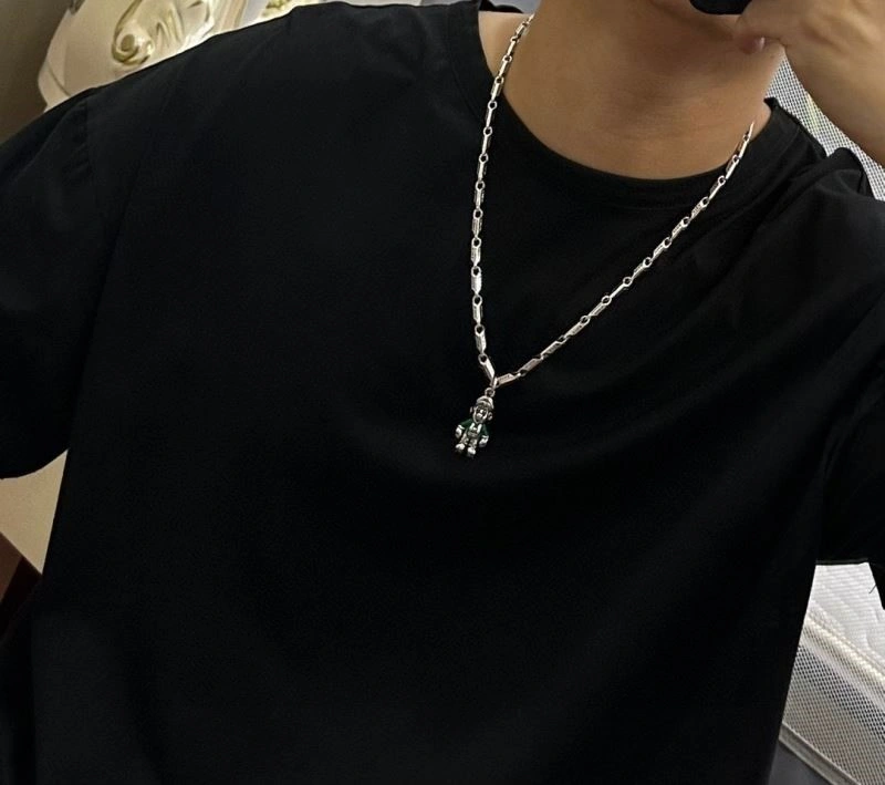 Cut-rate Christian Dior Necklaces